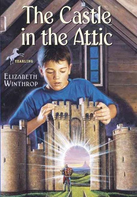 The Castle in the Attic | Winthrop, Elizabeth - 교보문고