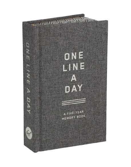 Charcoal Canvas One Line a Day | Chronicle Books - 교보문고