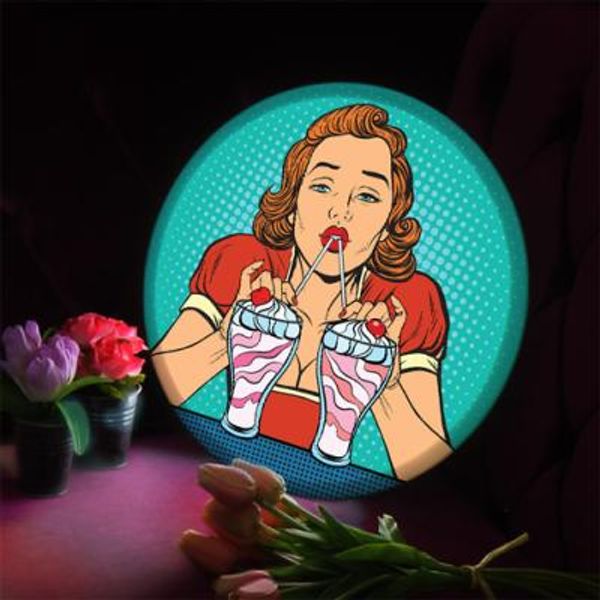 ggoomim nd047-LED액자35R_팝아트음료수마시는여인 - 핫트랙스