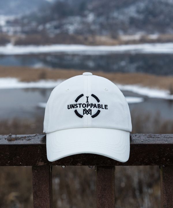 UNSTOPPABLE IAM UNSTOPPABLE 아이엠 언스탑퍼블 볼캡 - 화이트 - 핫트랙스