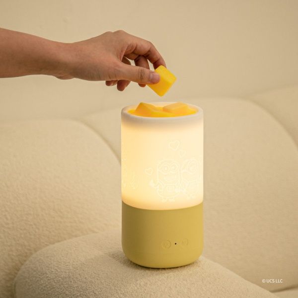 CORE ATTIZ 미니언즈 캔들워머 LED 무드등 큐브왁스 - 핫트랙스